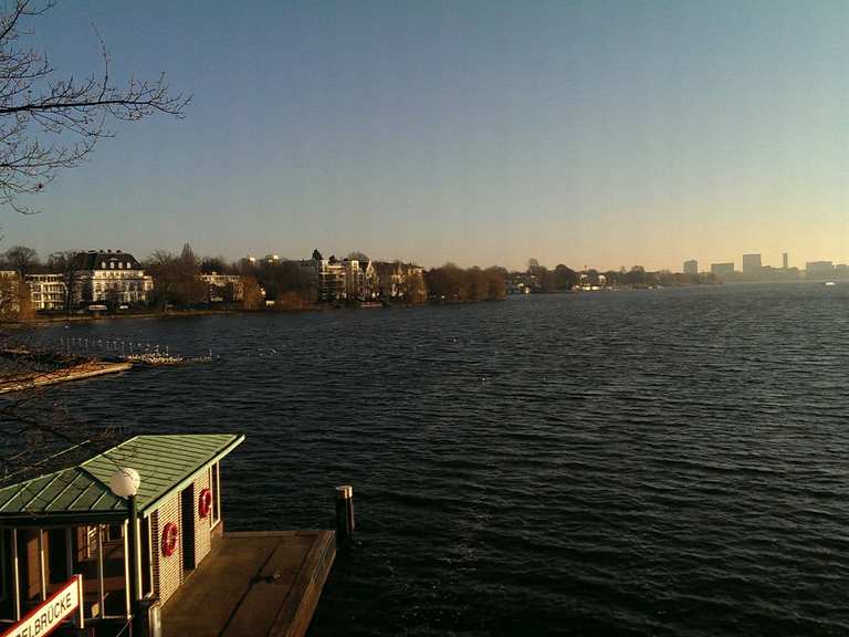 Fernsicht an der Alster: Wanderungen und Rundwege | komoot