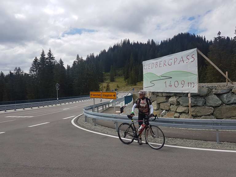 Riedbergpass Road Cycle Routes and Map | Komoot