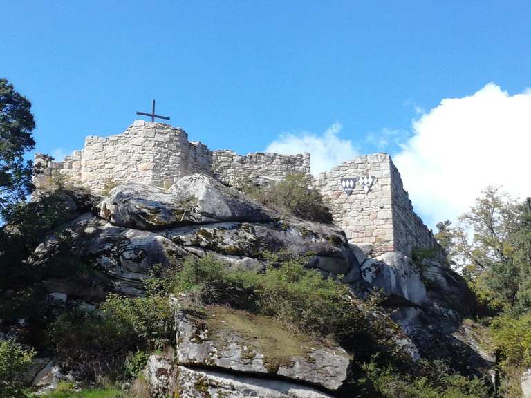 Liebenstein Castle Ruins – Hiking & Cycling Routes | Komoot