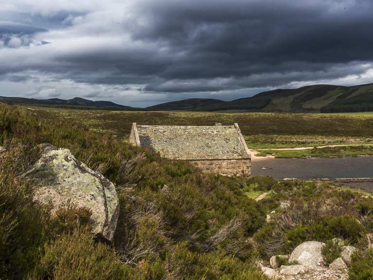 Loch Muick Routes for Walking and Hiking | Komoot