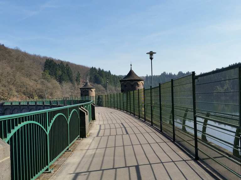 Sengbachtalsperre: Wanderungen und Rundwege | komoot