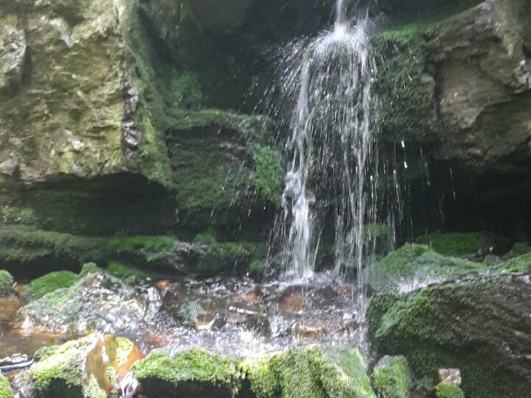 Cascade des Nutons Routes for Walking and Hiking | Komoot