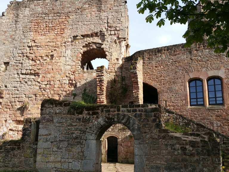 Nanstein Castle Ruins Routes for Walking and Hiking | Komoot