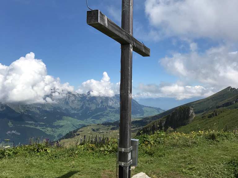 Leistchamm‑Gipfel: Wanderungen und Rundwege | komoot