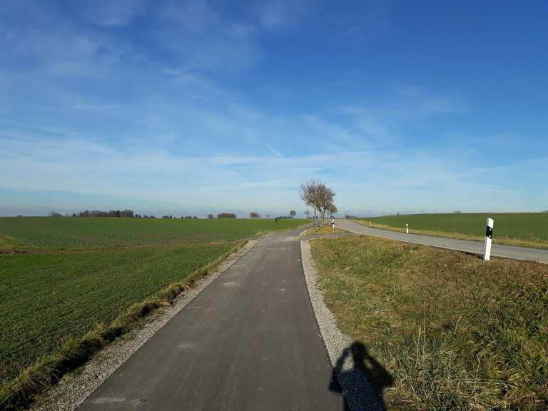Radweg von Moosinning nach Notzing - Road Cycle Routes and Map | Komoot