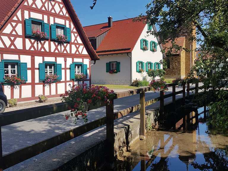 Frankendorf: Wanderungen und Rundwege | komoot