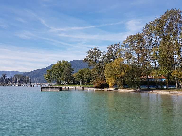 Badeplatz Litzlberg: Wanderungen und Rundwege | komoot