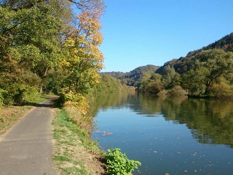 Radweg unmittelbar an der Lahn fietsroutes en kaart | Komoot