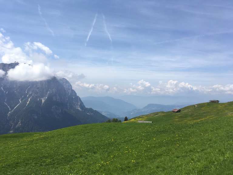 Seiser Alm Bahn Bergstation Routes for Walking and Hiking | Komoot