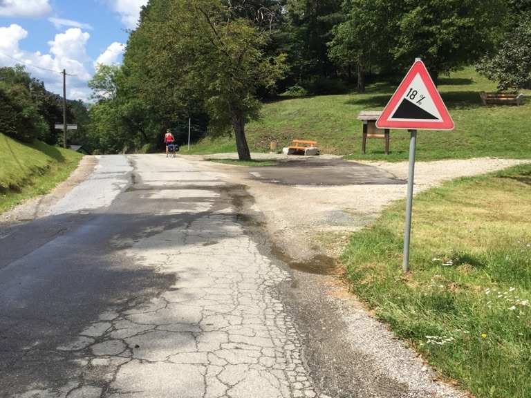Drau cycle path between Vuzenica and Vuhred Cycle Routes and Map | Komoot