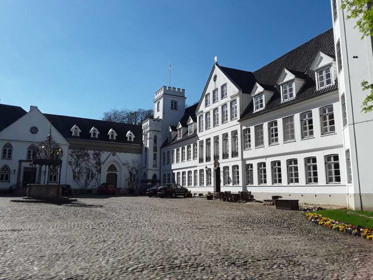 Schloss Breitenburg - Cycle Routes and Map | Komoot
