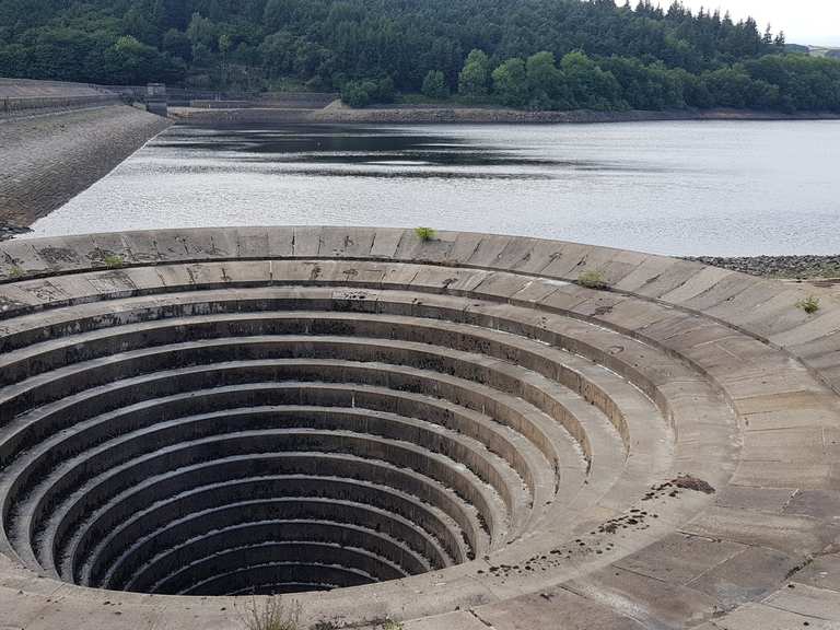 Ladybower and Derwent Reservoir loop — Peak District National Park ...