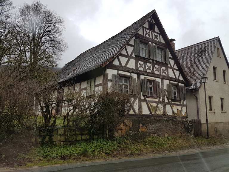 Frankendorf: Wanderungen und Rundwege | komoot