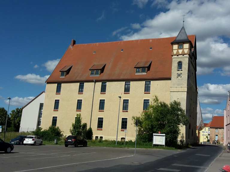 Schloss und Schlossplatz Bützow - Cycle Routes and Map | Komoot