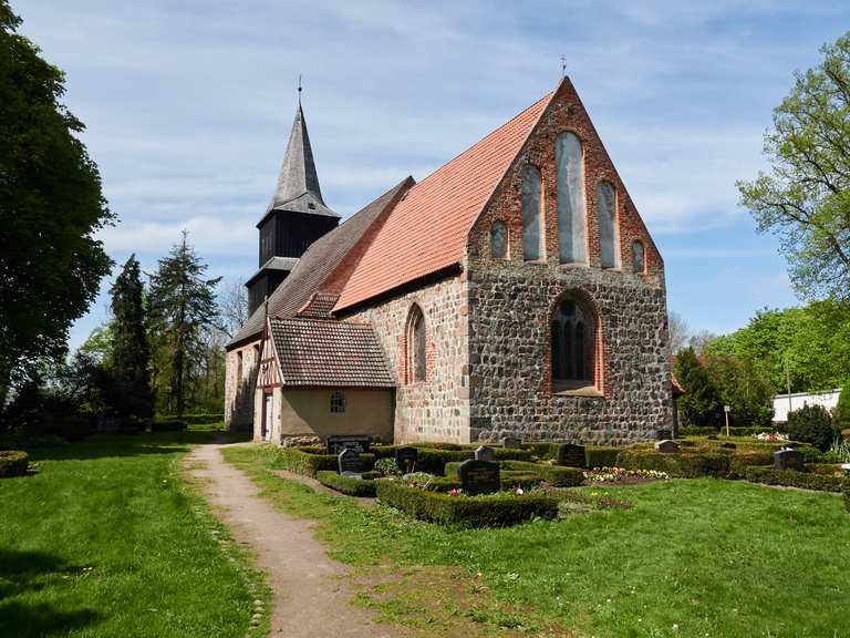 Blankenhagen: Die Dorfkirche - Cycle Routes and Map | Komoot