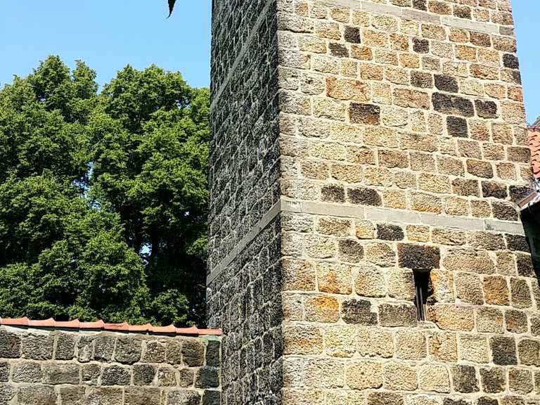 Kreuzbergkapelle Ottbergen: Wanderungen und Rundwege | komoot