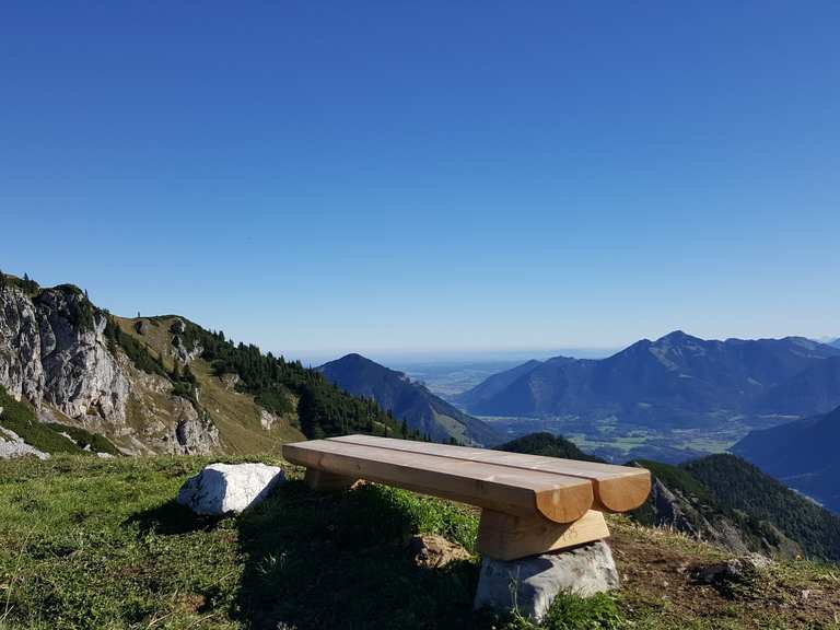 Bank mit mega Aussicht Routes for Walking and Hiking | Komoot