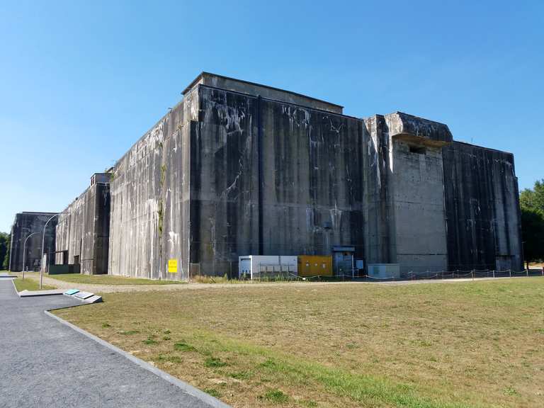 Gedenkstätte U-Boot Bunker Valentin - Cycle Routes and Map | Komoot