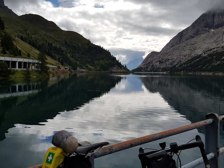 Passo Fedaia Road Cycle Routes and Map | Komoot
