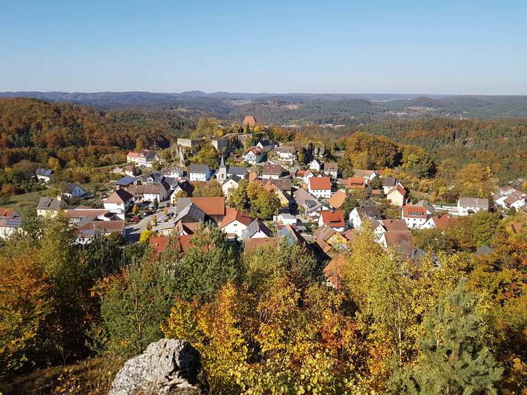 Hartenstein Castle Routes for Walking and Hiking | Komoot