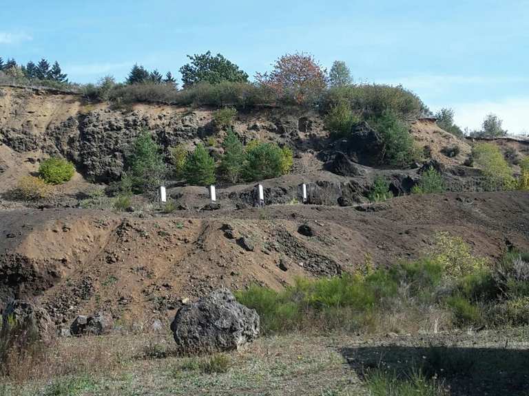 Vulkanerlebnispark Mosenberg bei Bettenfeld Routes for Walking and ...