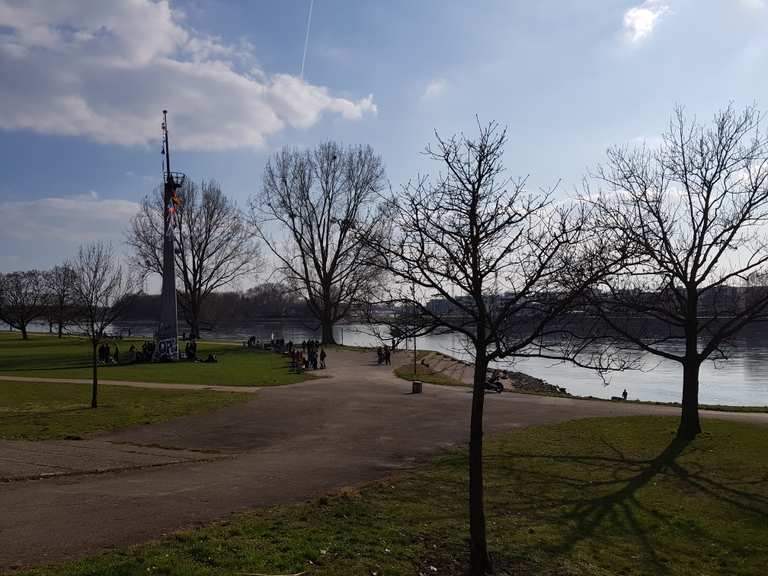 Schlosspark: Wanderungen und Rundwege | komoot