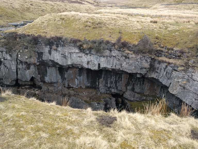 Hull Pot Routes for Walking and Hiking | Komoot