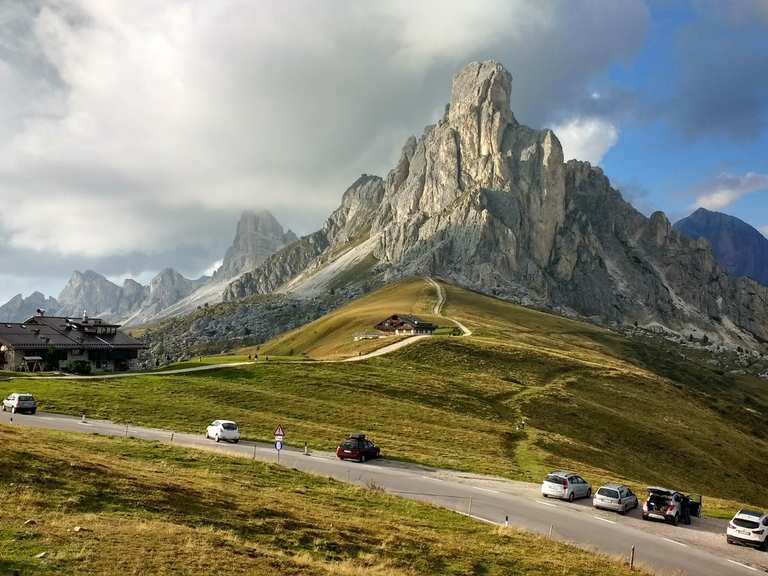 Passo Giau Routes for Walking and Hiking | Komoot