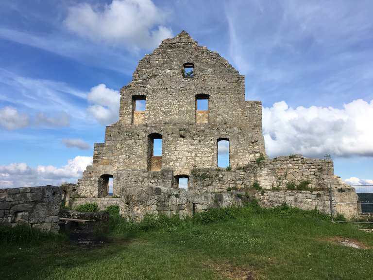 Burgruine Hohenurach: Wanderungen und Rundwege | komoot