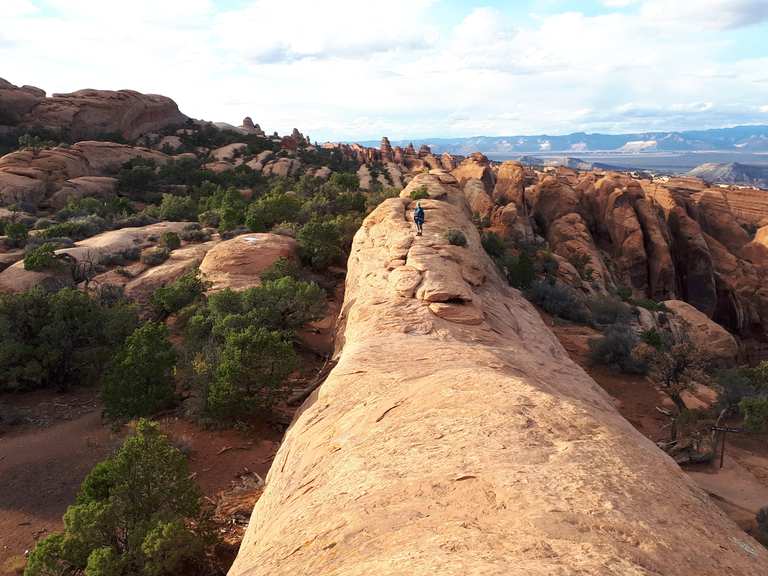 Devils Garden Loop via Primitive Trail Loop from Devils Garden — Arches ...