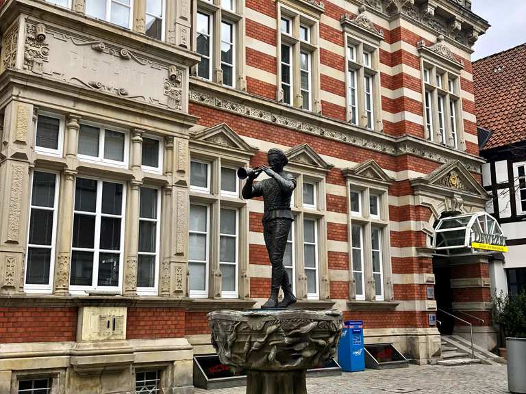 Rattenfänger Statue Hameln Routes for Walking and Hiking | Komoot