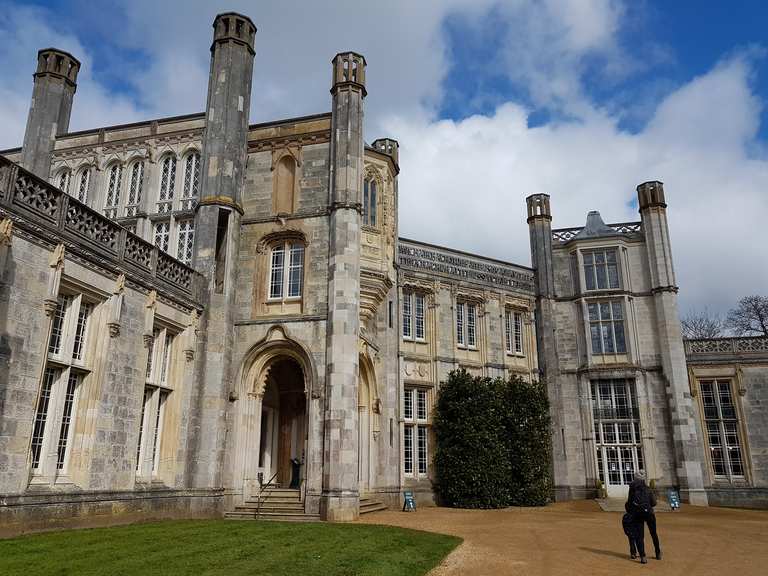 Highcliffe Castle – Hiking & Cycling Routes | Komoot
