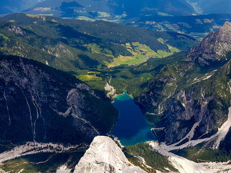 View of Lago di Braies from Croda del Becco (Seekofel) Routes for ...