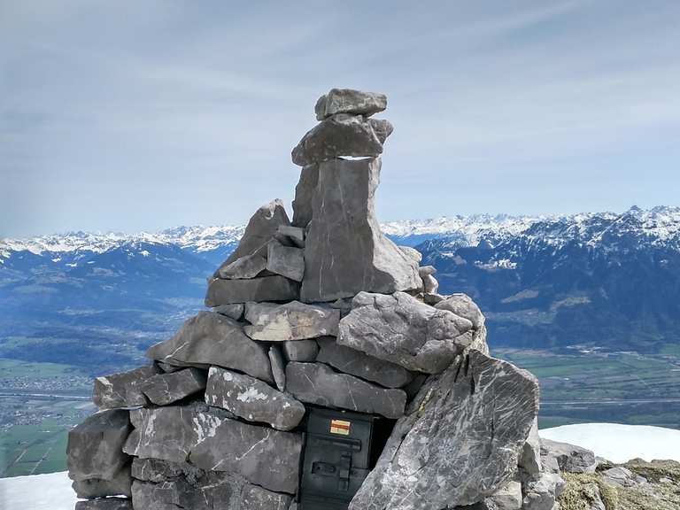 Gulmen: Wanderungen und Rundwege | komoot