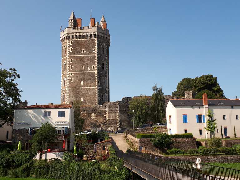 Château d'Oudon - Itinéraires vélo et carte | Komoot