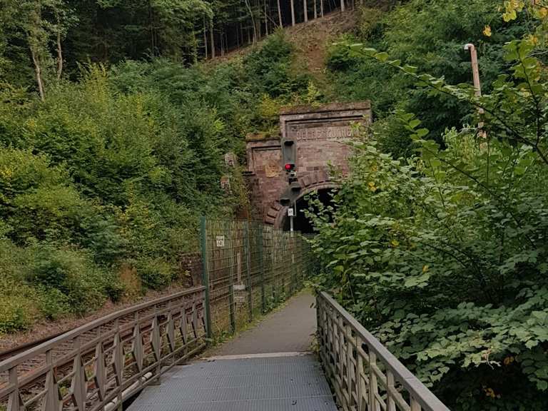 Super Radweg an der Kyll (derzeit an mehreren Stellen gesperrt ...