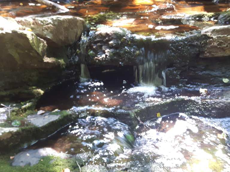 Cascade des Nutons wandelroutes en hikes | Komoot