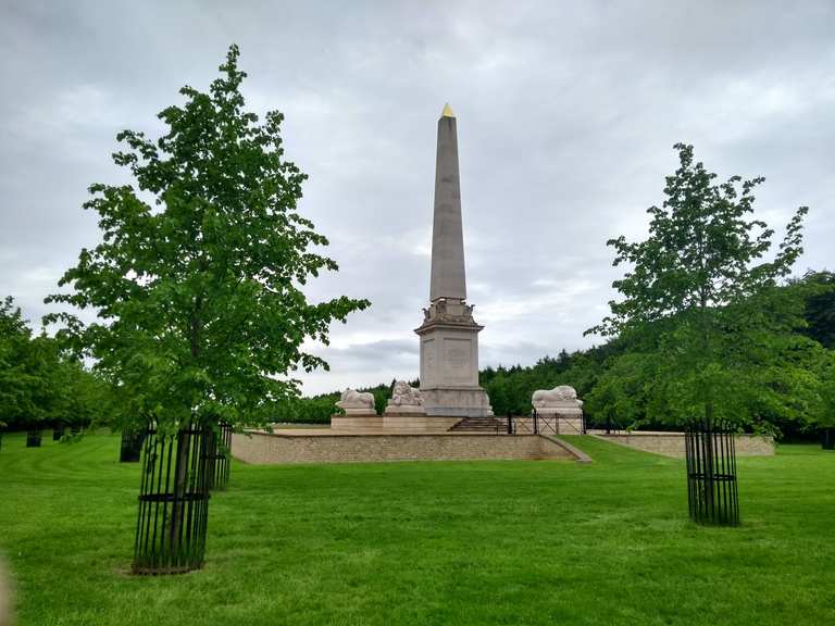 Diamond Jubilee Obelisk, Tusmore Park Routes for Walking and Hiking ...