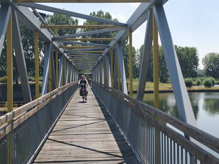 Stuw van Linne, waterkrachtcentrale en vistrap fietsroutes en kaart ...