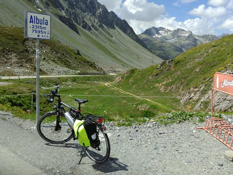 Albulapass Road Cycle Routes and Map | Komoot