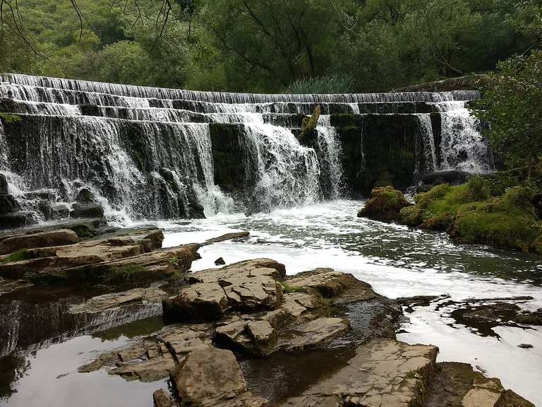 Monsal Dale Weir Routes for Walking and Hiking | Komoot