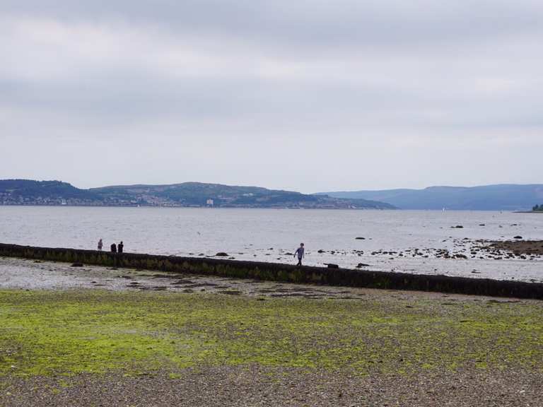 Helensburgh Beach: Wanderungen und Rundwege | komoot