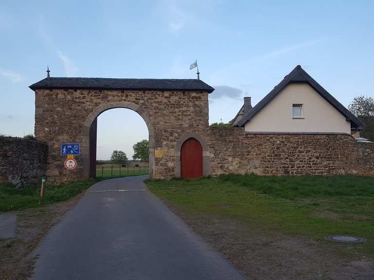 Gut Capellen - Cycle Routes and Map | Komoot