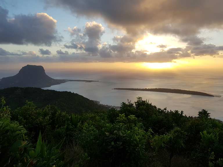 Piton Canot Routes for Walking and Hiking | Komoot