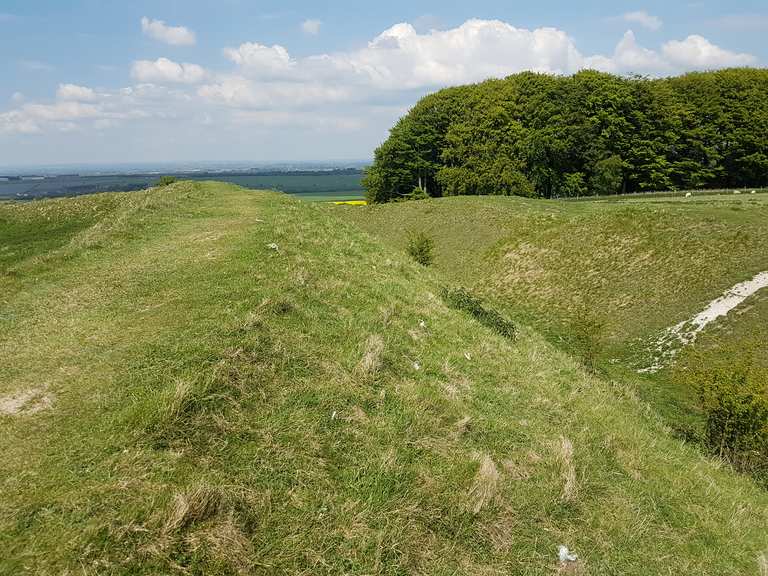 Barbury Castle Iron Age Fort - Routes for Walking and Hiking | Komoot