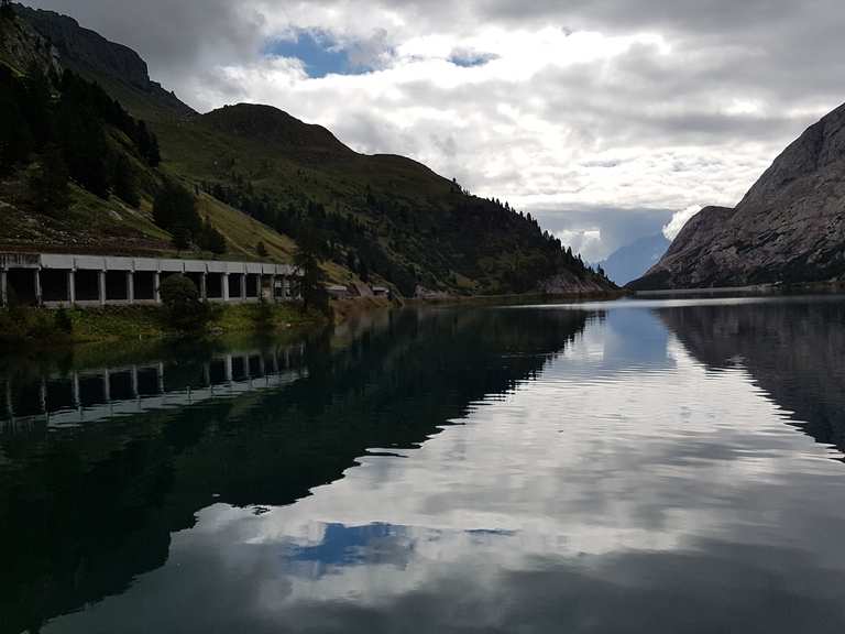 Passo Fedaia Road Cycle Routes and Map | Komoot