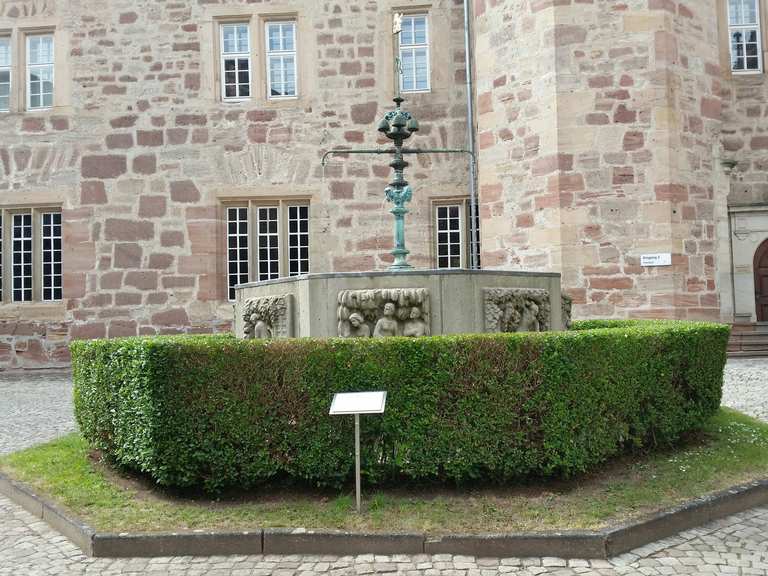 Ehemaliges Landgrafenschloss in Eschwege Routes for Walking and Hiking ...