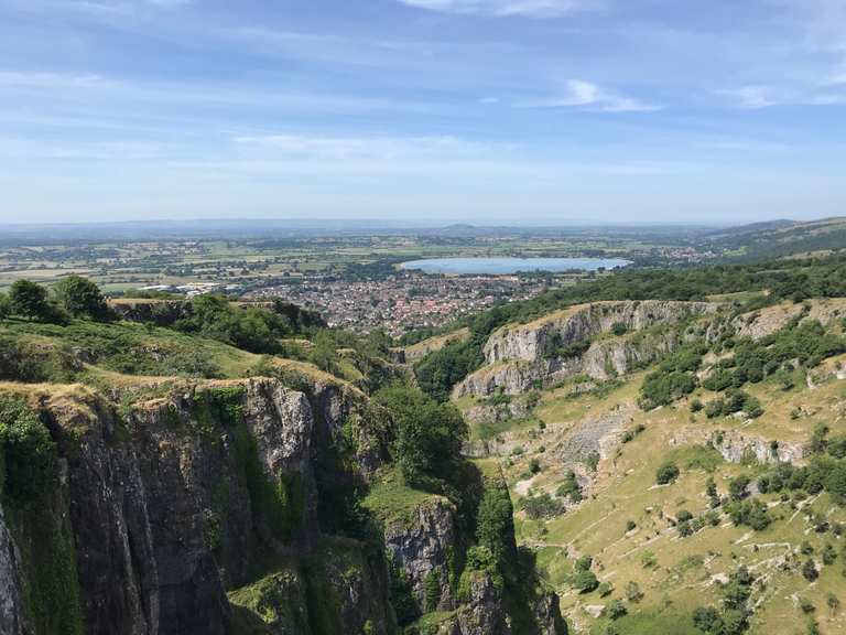 Beacon Batch – Cheddar Gorge lookout loop from Churchill | run | Komoot