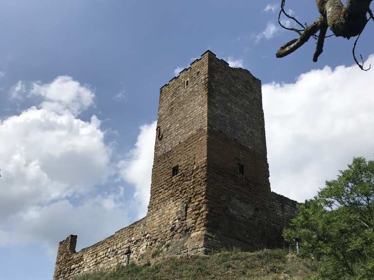 Burg Gleichen (Touringen Stempel 427): Wanderungen und Rundwege | komoot