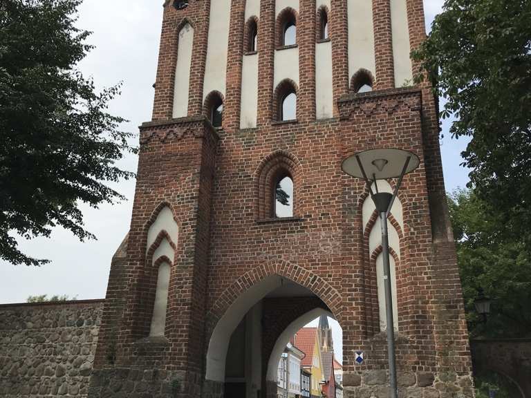 Neues Tor: Wanderungen und Rundwege | komoot